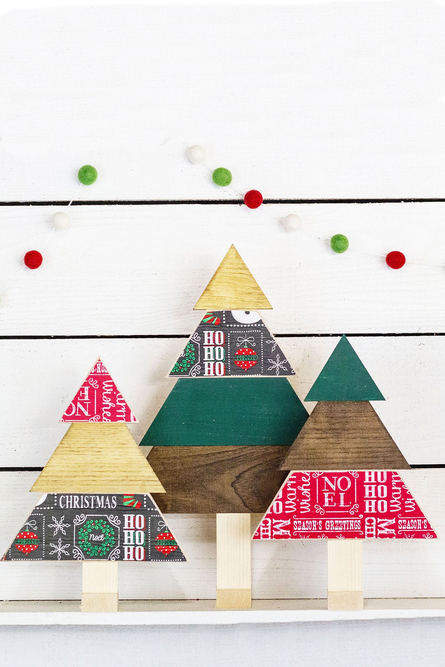 Painted Pallet Christmas Art Paint